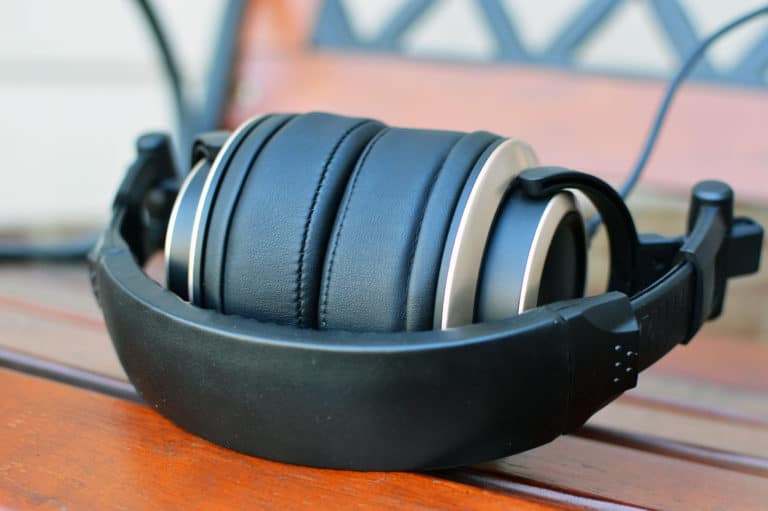 The 11 Best Headphones for Jazz [In Depth Guide] - Home Studio Basics