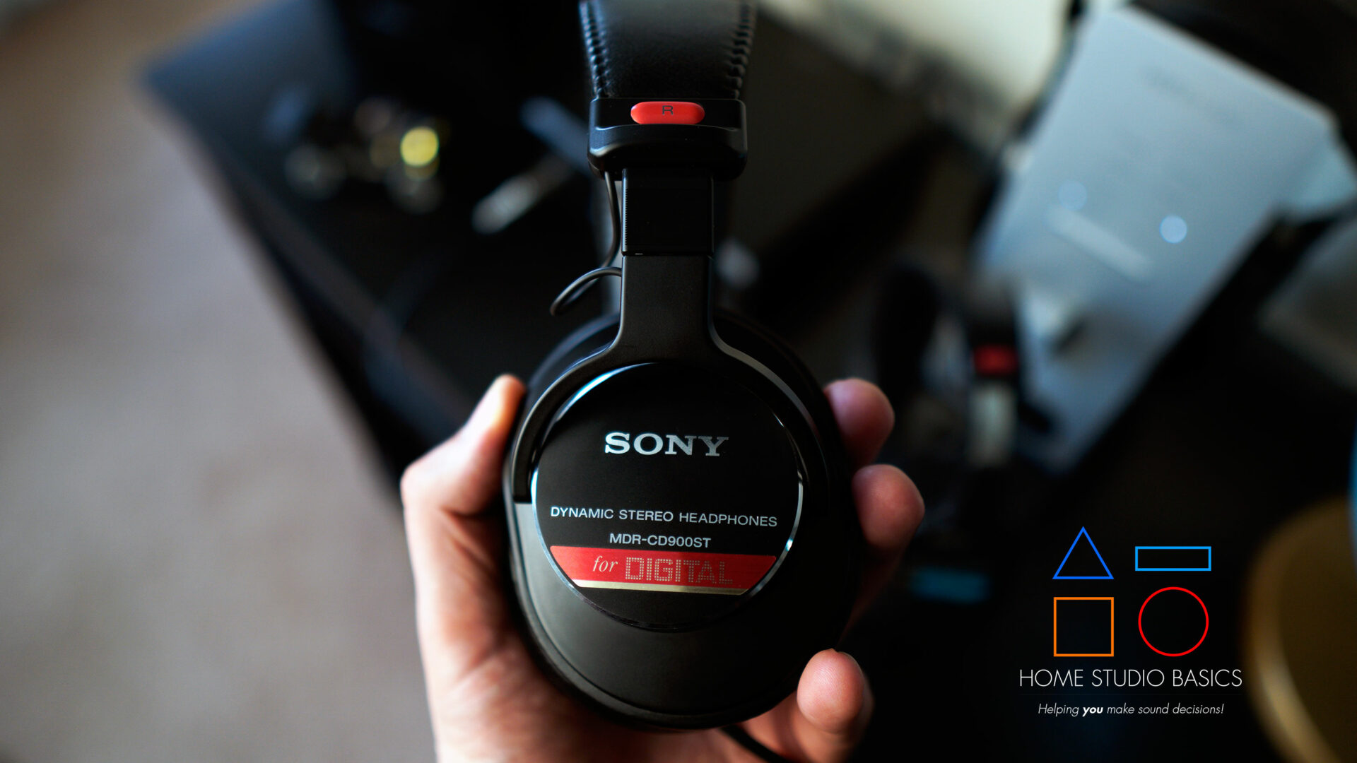 Sony MDR-CD900ST Review: Mixing Superiority Over The 7506? - Home ...